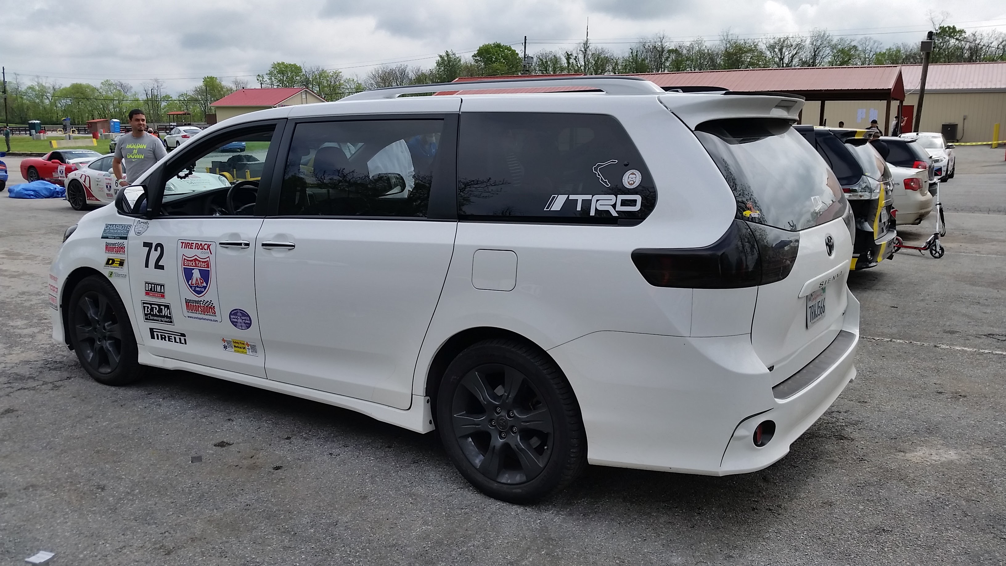 Racing the Mortal Minivan. Toyota’s Sienna on the One Lap America ...