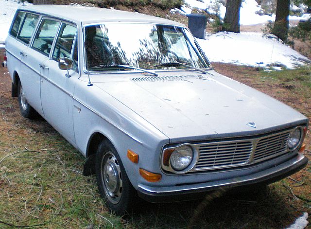 Is It Time To Make Station Wagons a Thing Again? The 2020 Volvo V60 T5 ...