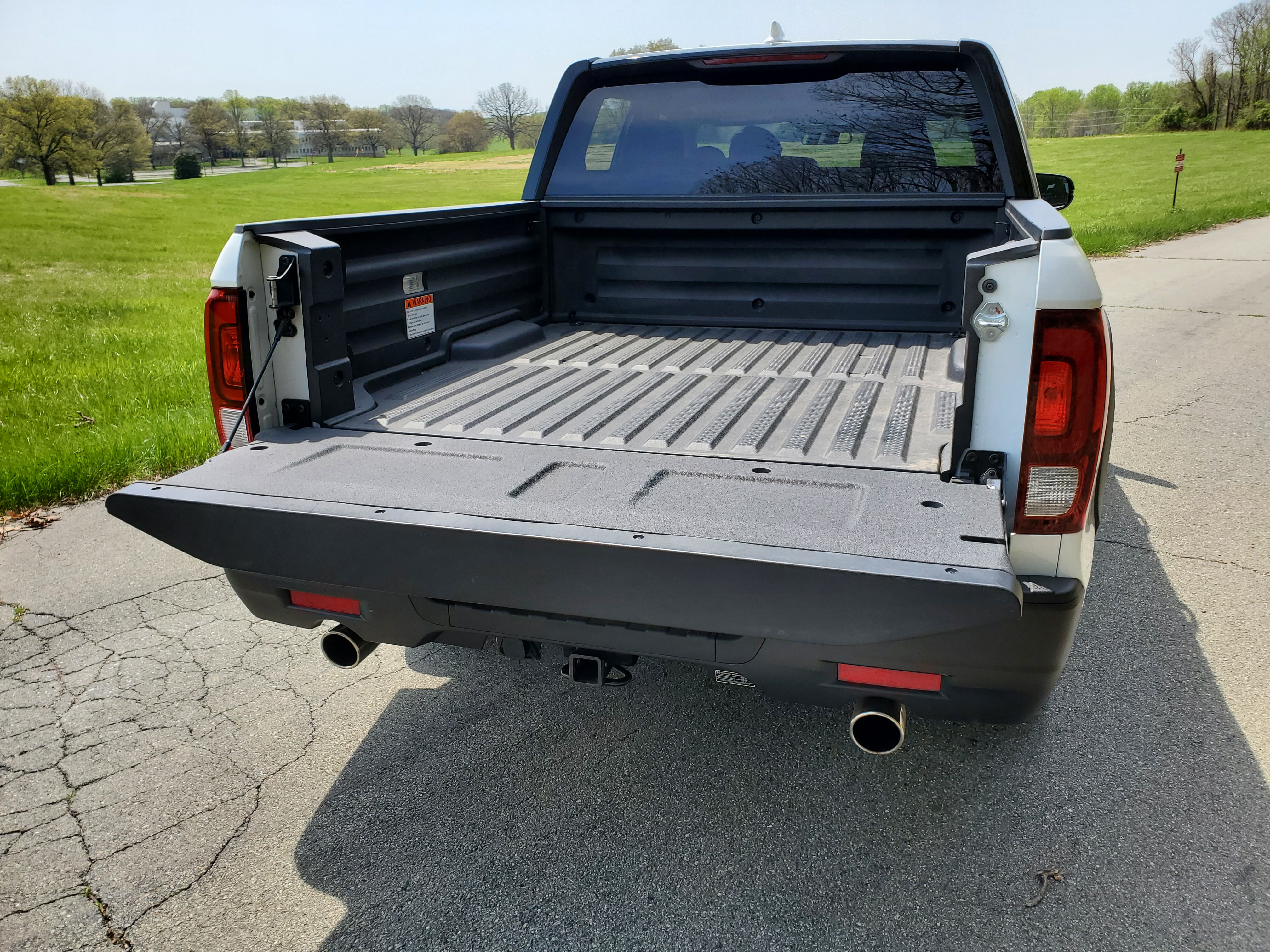 Meet the Honda Ridgeline – A Revolutionary Pickup Truck – Queer 4 Cars ...
